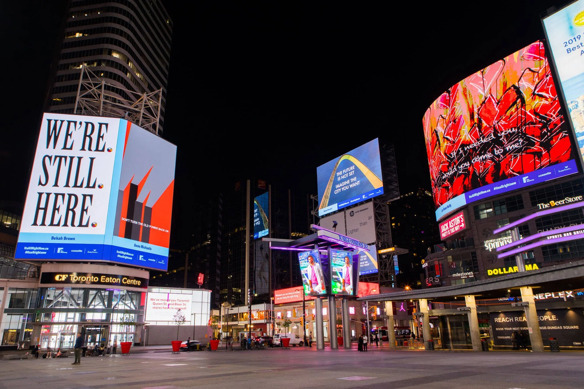 Toronto OOH Advertising > Billboard ads in Torronto - One Day