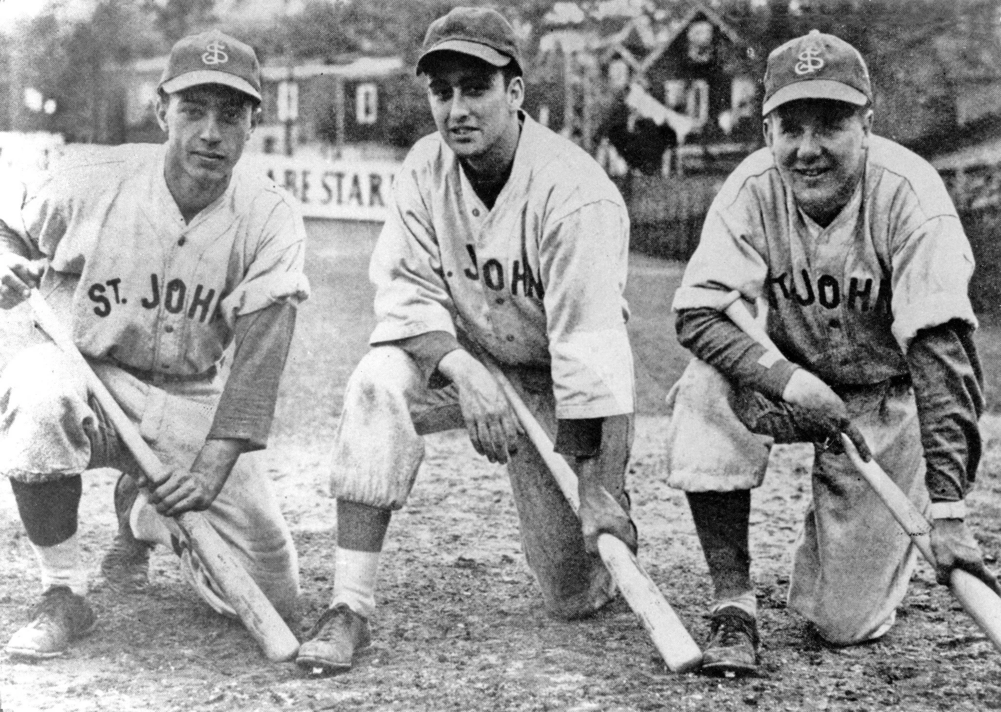 TOP 10 FAMOUS Celebrities Who PLAYED PRO BASEBALL - #1 Is A HUGE ...