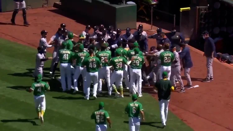 Top 10 MLB BRUTAL & Memorable FIGHTS & BRAWLS... — Humm Baby Baseball