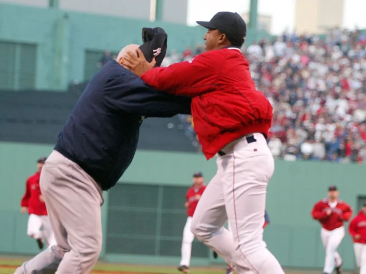 Top 10 MLB BRUTAL & Memorable FIGHTS & BRAWLS... — Humm Baby Baseball