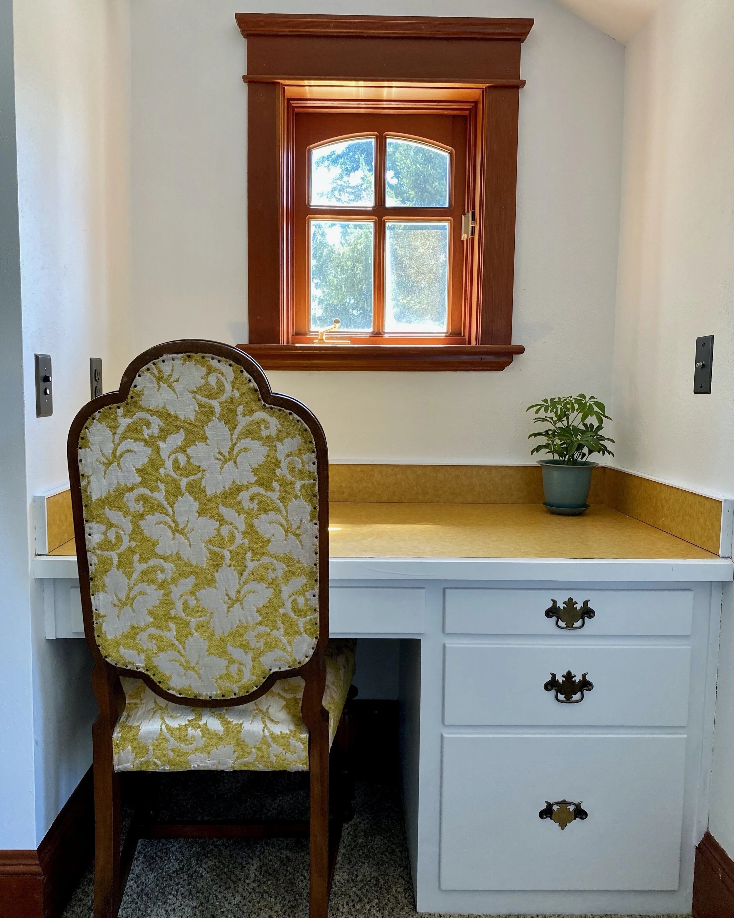 Rooms | Mount Tom House