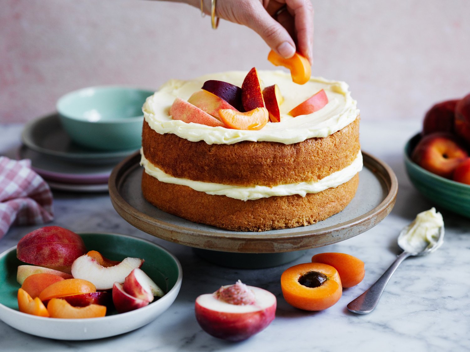Three ingredient sponge with vanilla mascarpone cream and summer fruits ...