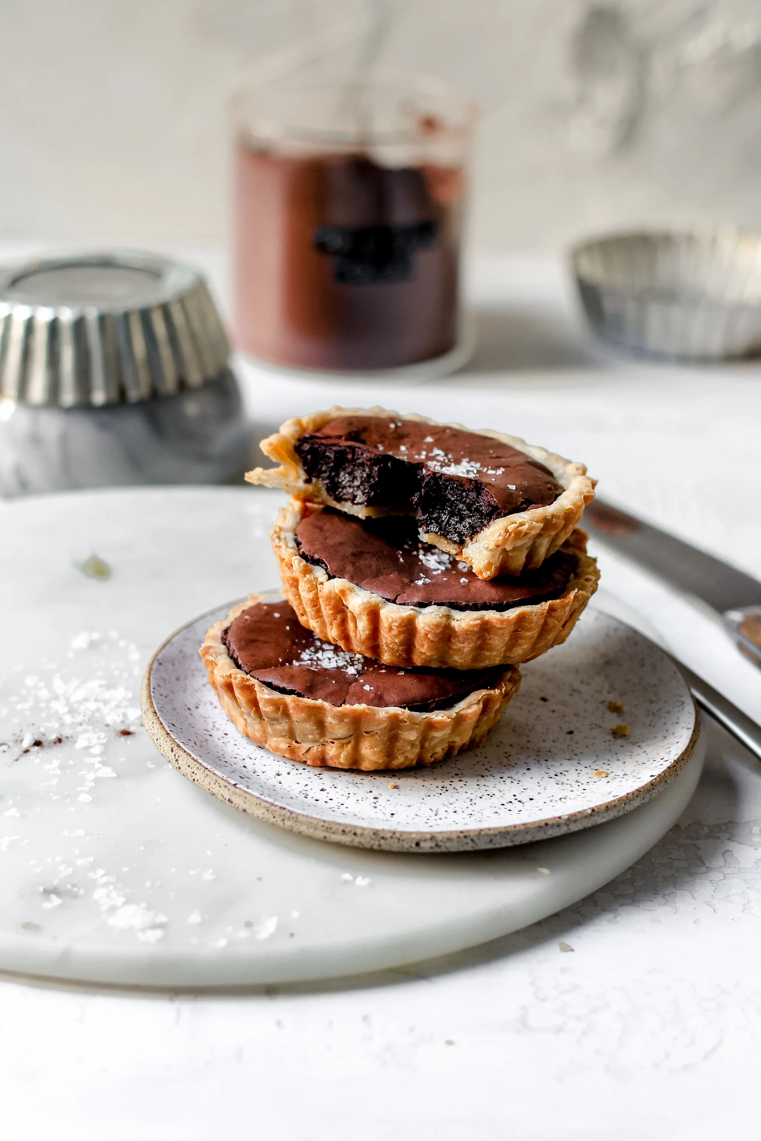 Mini Fudge Brownie Chocolate Pies (Paleo, GF, DF) — Clean Eats Factory