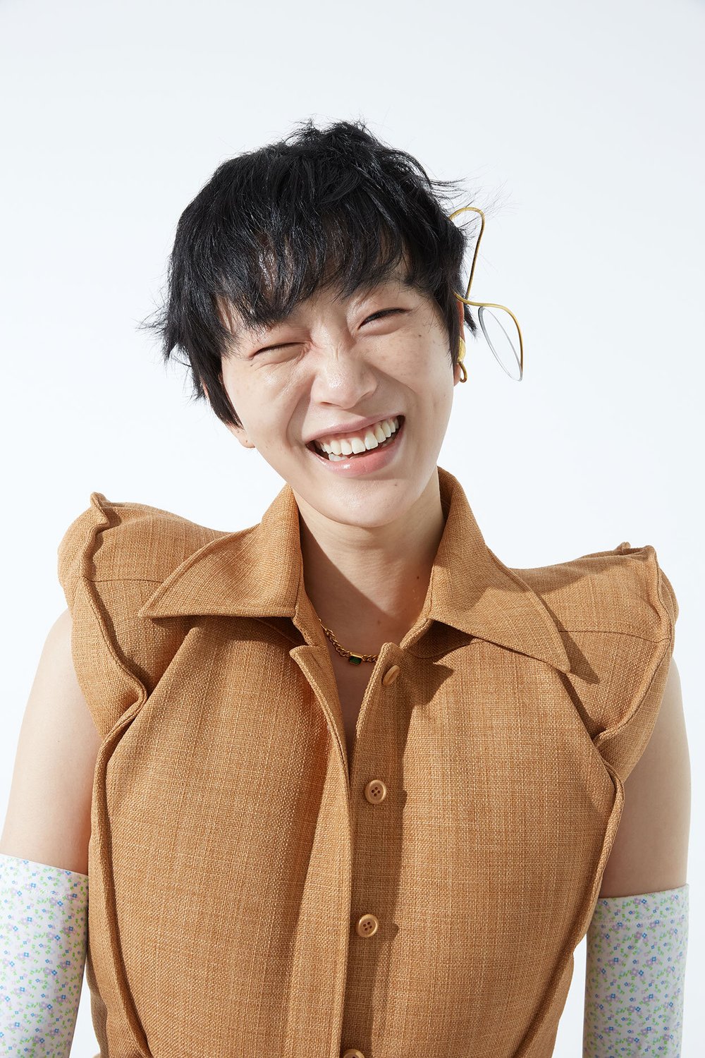 Cover story with 최소라Sora Choi — The WOW Magazine