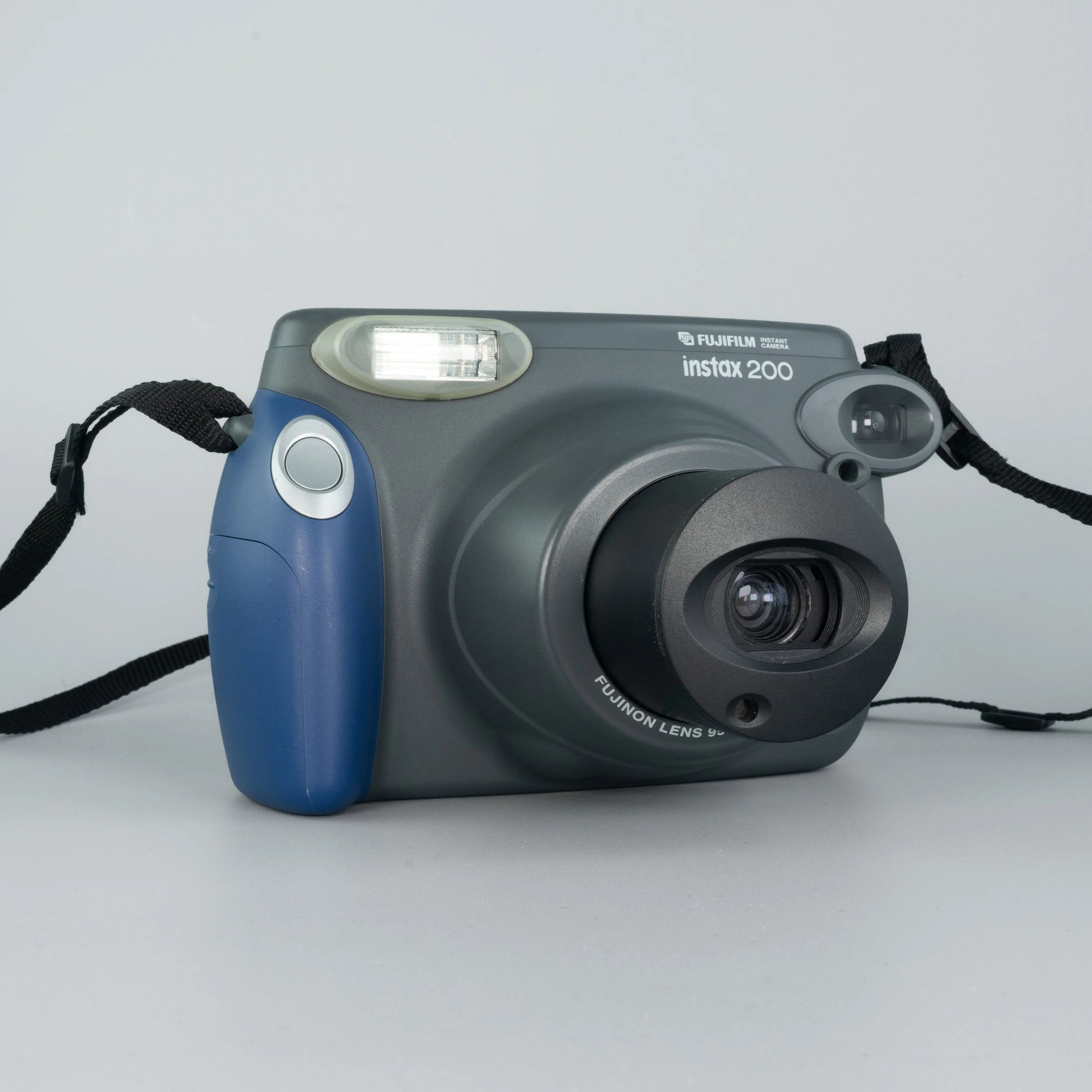 Fujifilm Instax 200 — LensFayre