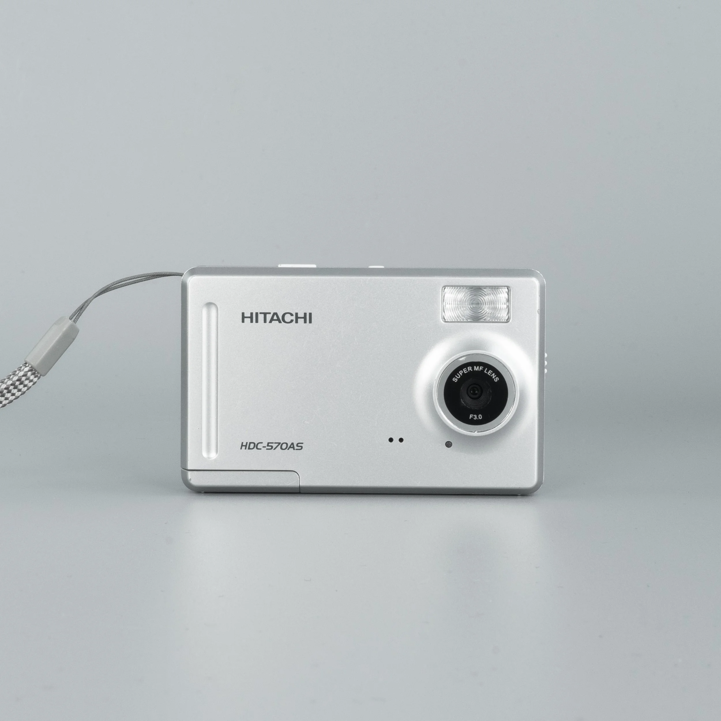 Hitachi HDC-570AS — LensFayre