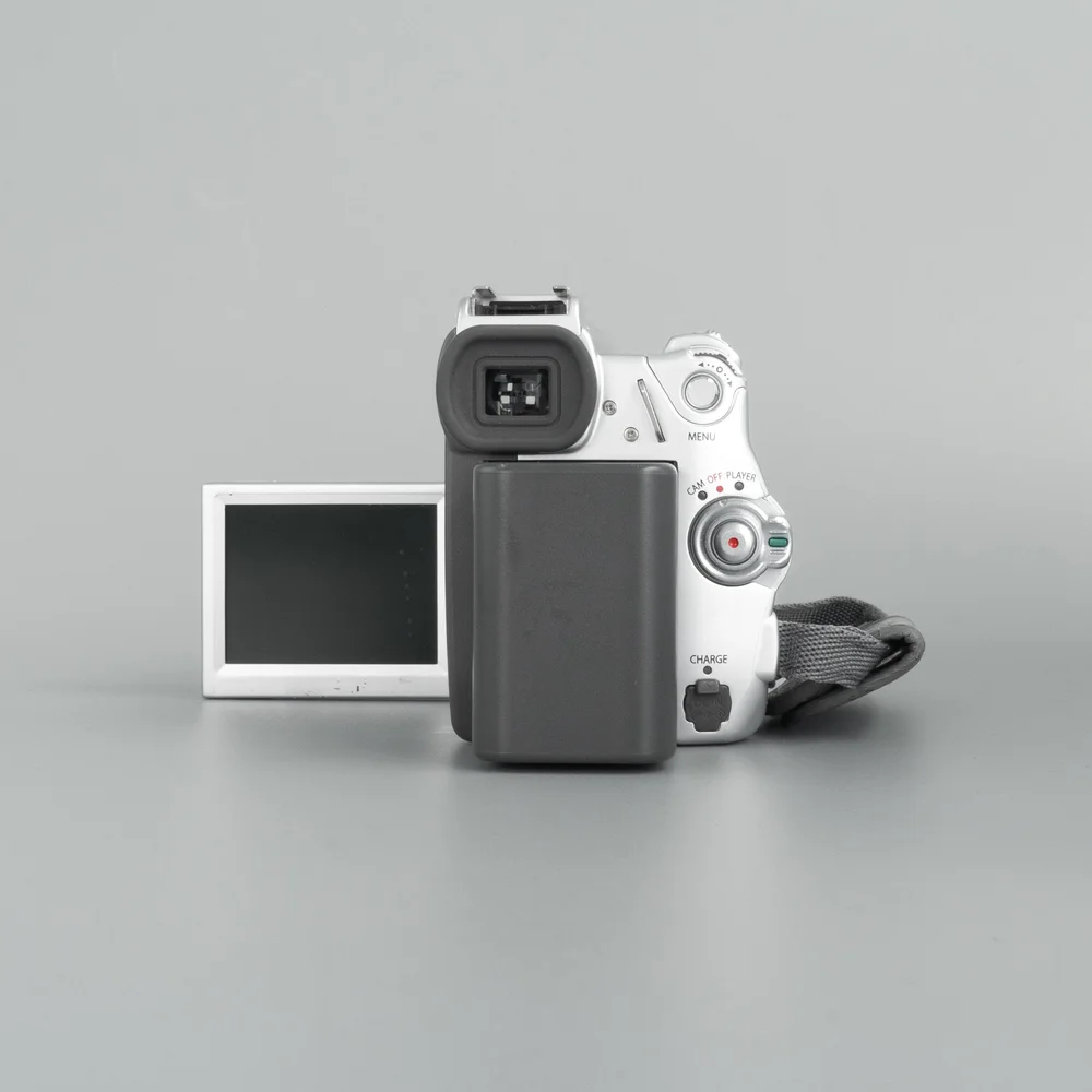 Canon Legria HV40 HDV Mini DV Digital Camcorder (PAL) — LensFayre