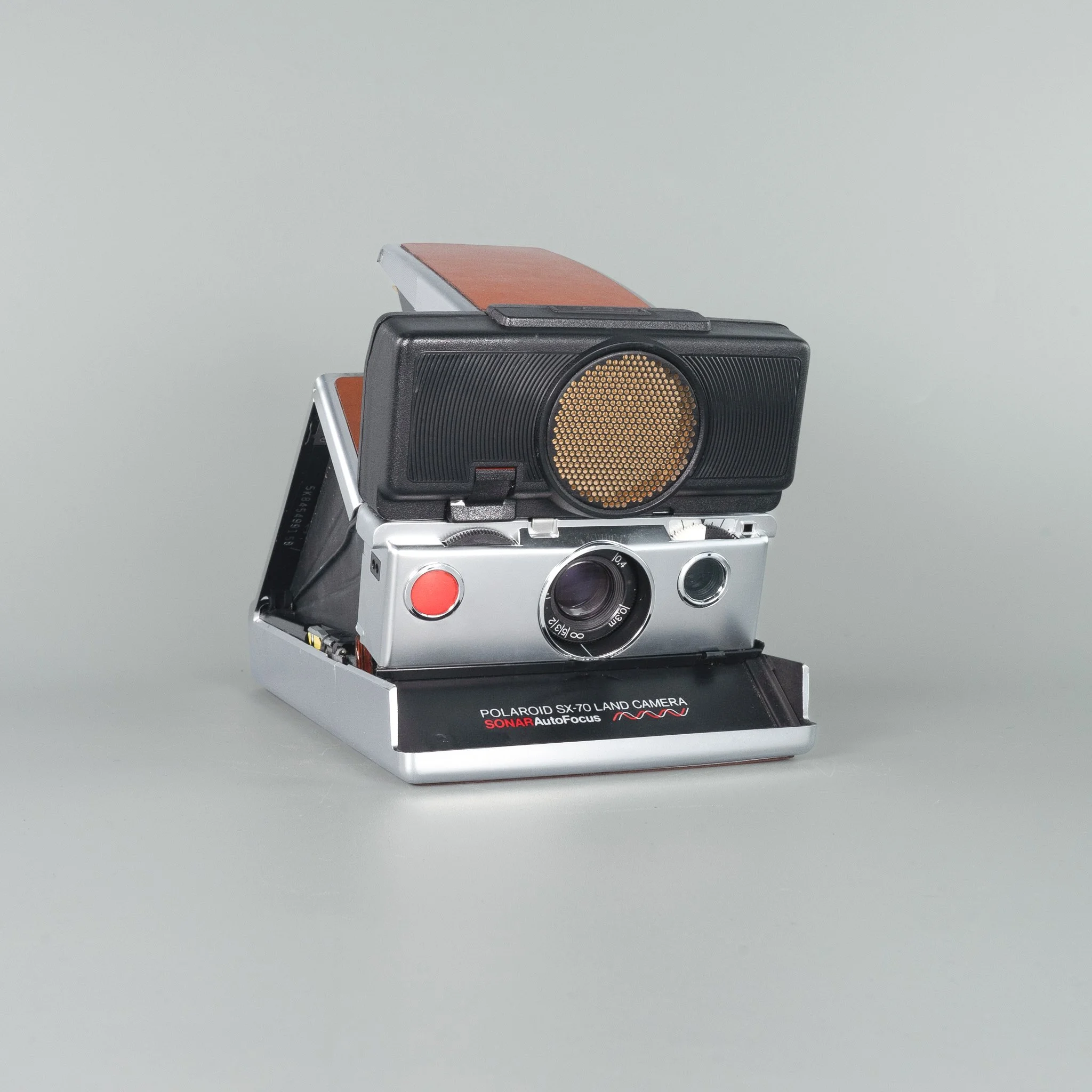Polaroid SX-70 Land Camera Sonar Autofocus Instant Camera - Refurbished ...