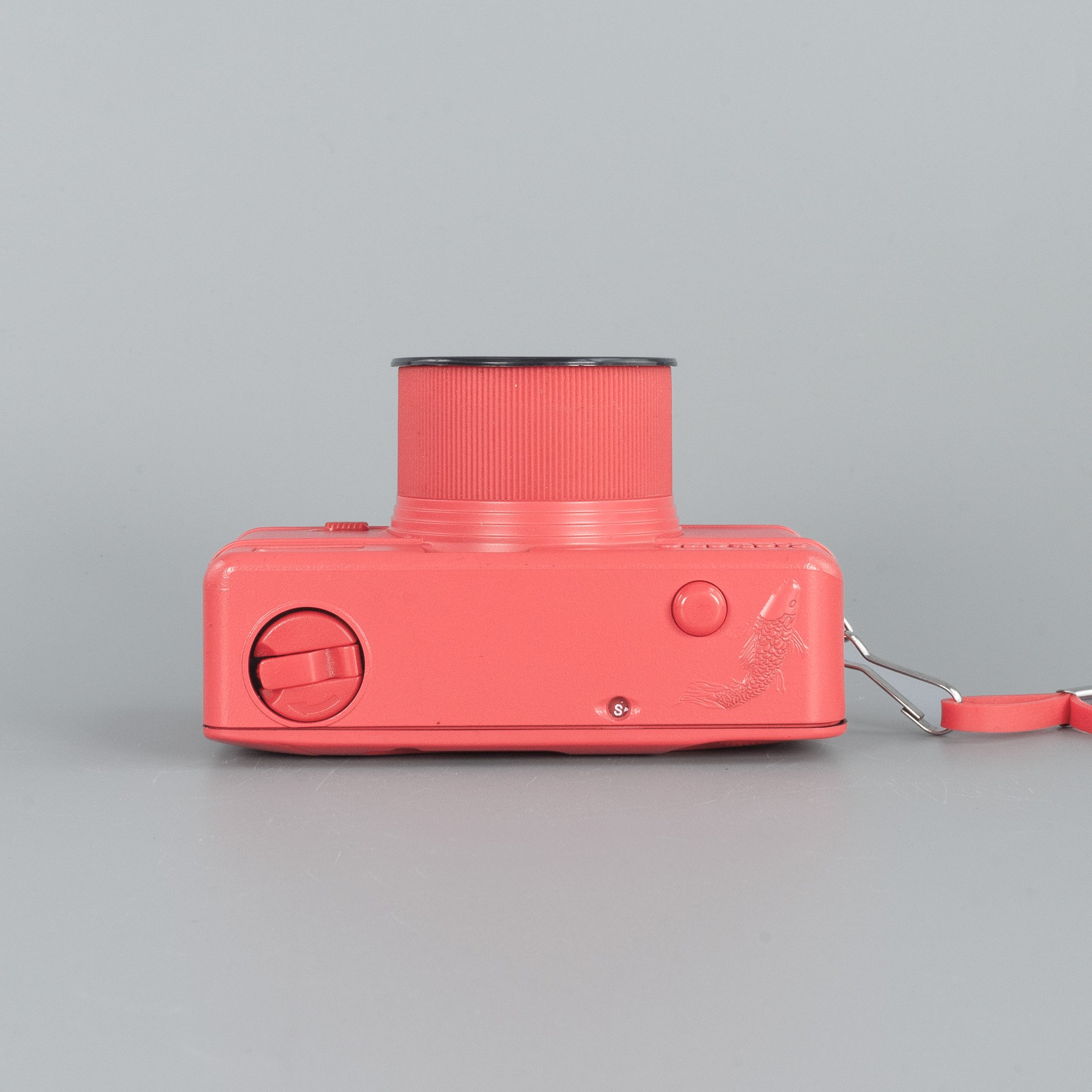 Lomography Fisheye One 35mm Point and Shoot Film Camera — LensFayre