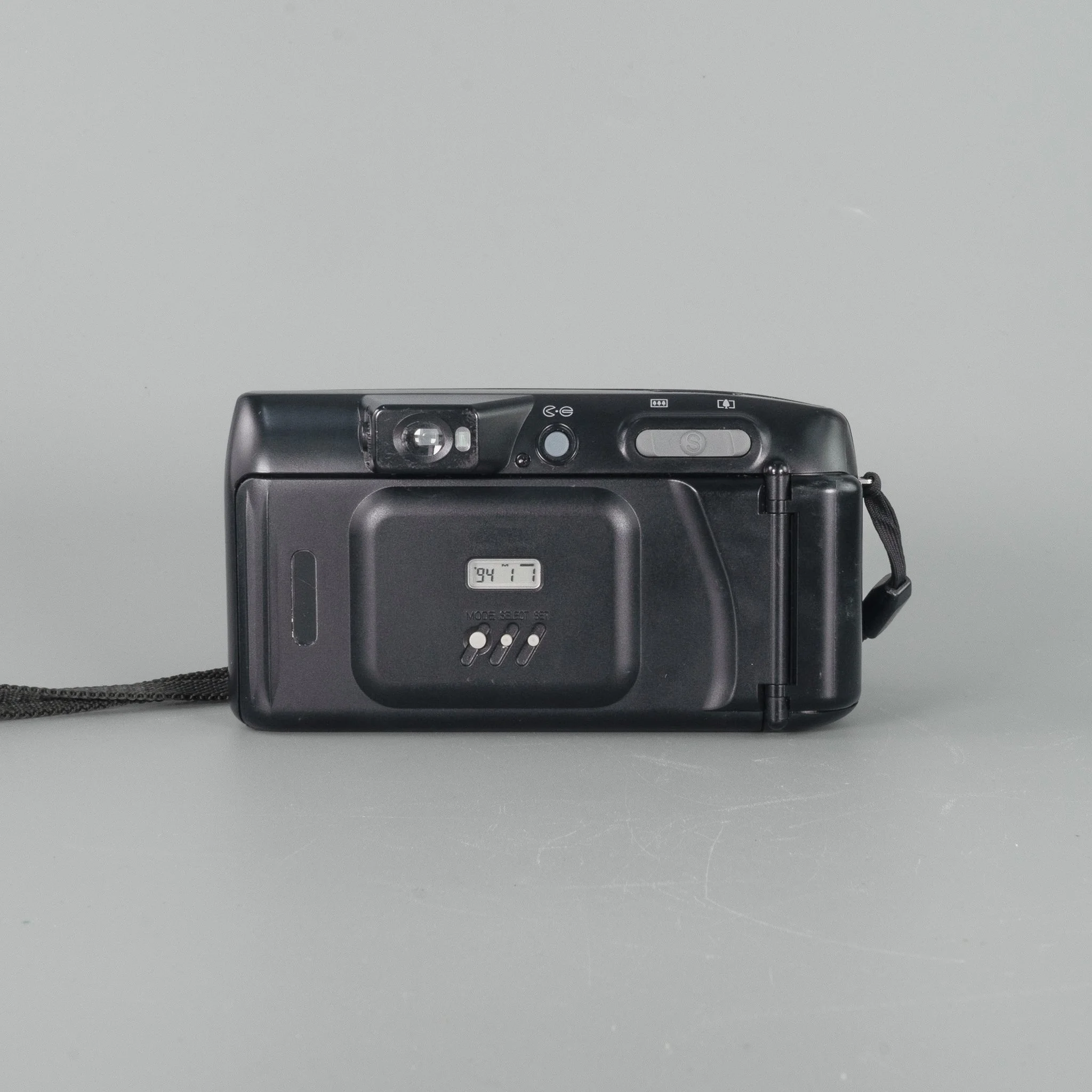 Fuji Discovery 1000 Zoom Date — LensFayre