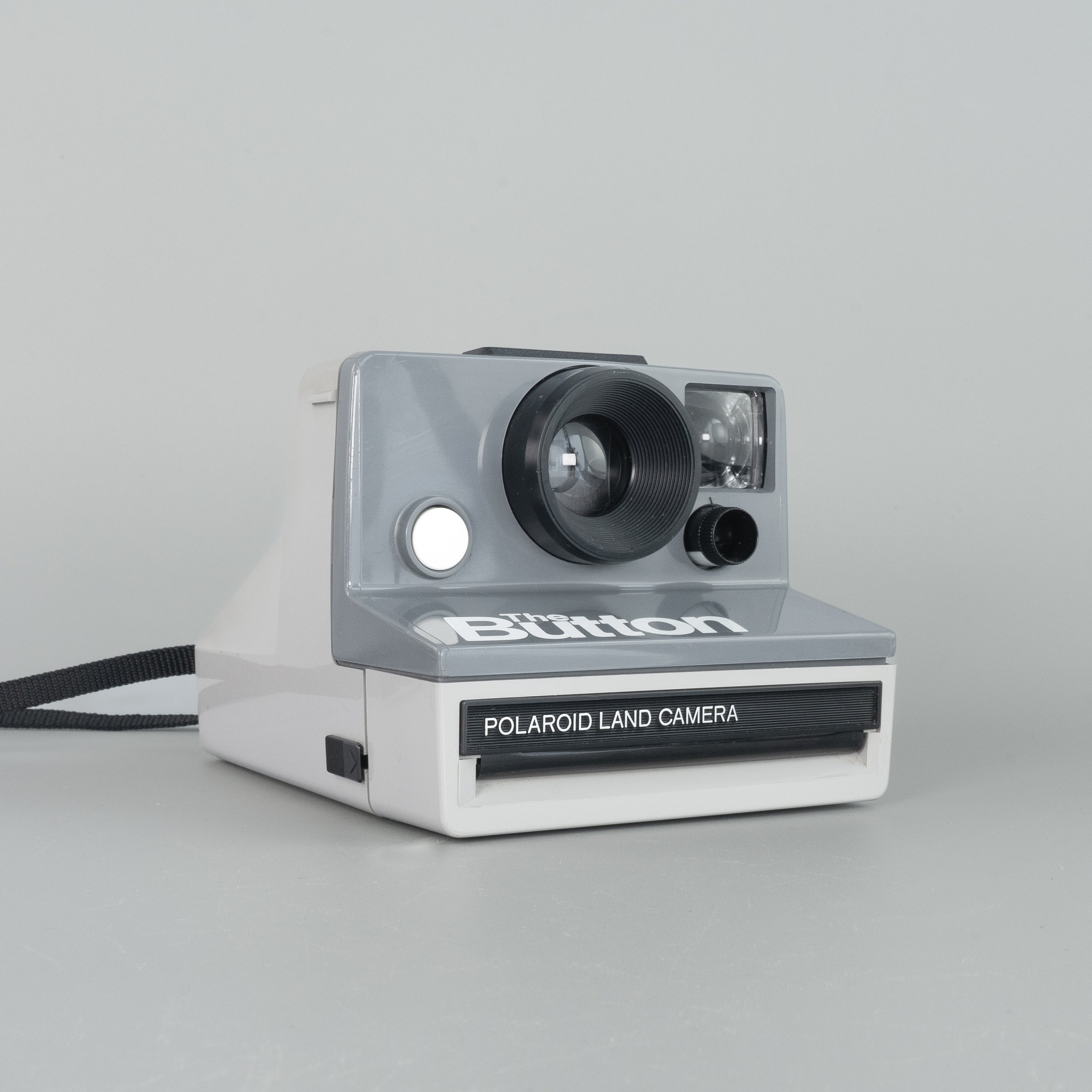 Polaroid The Button — LensFayre