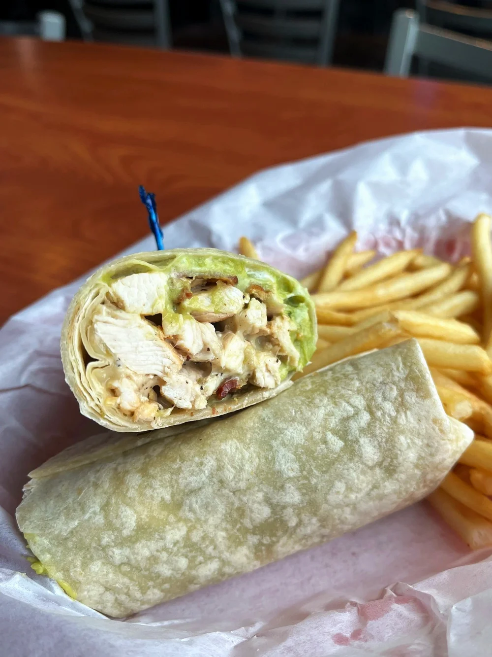 The 906 Sports Bar and Grill