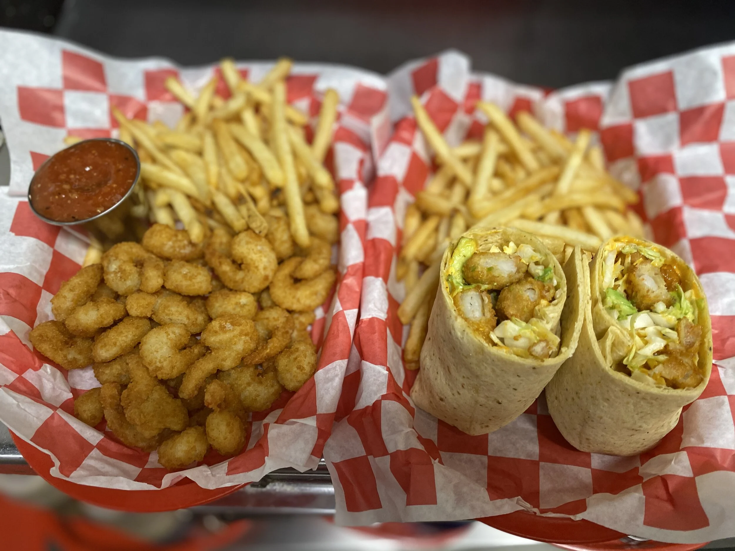 The 906 Sports Bar and Grill