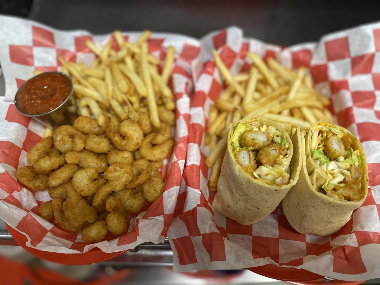 The 906 Sports Bar and Grill