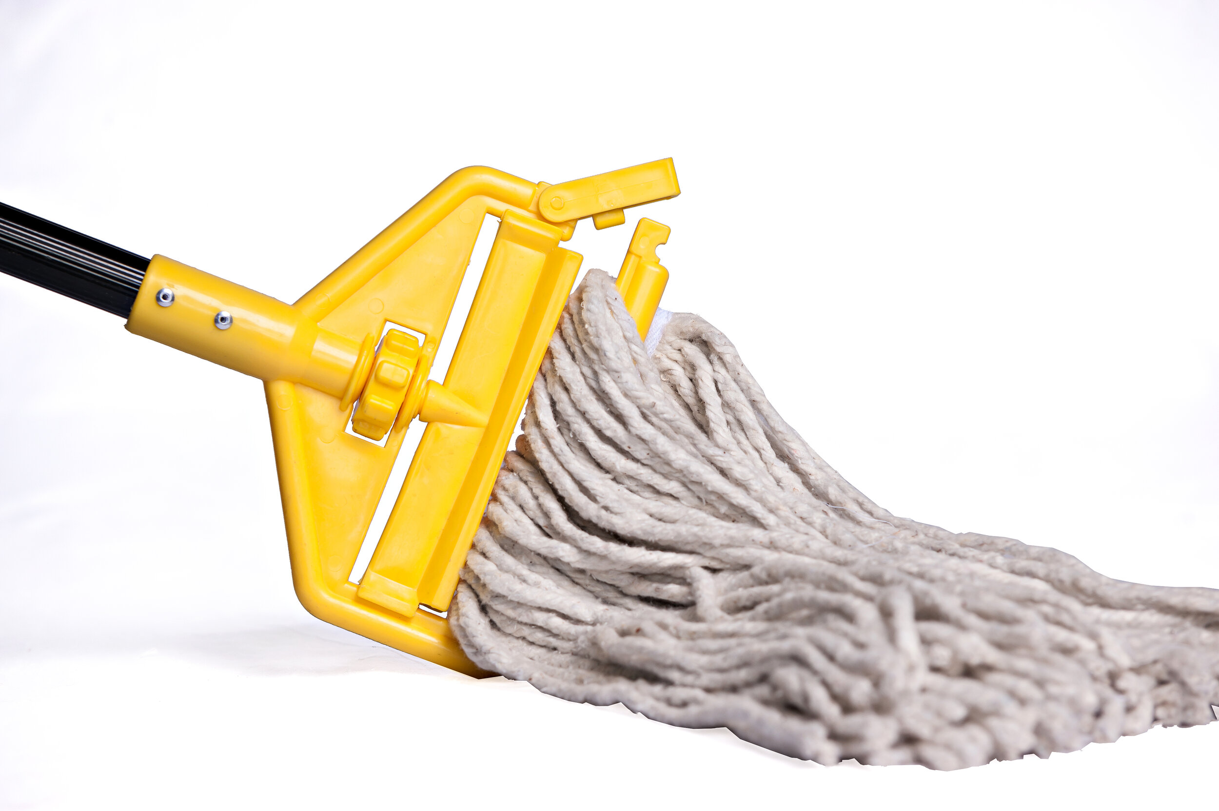 Mops — Native General