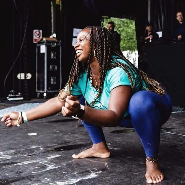 About — JONELLE LEWIS