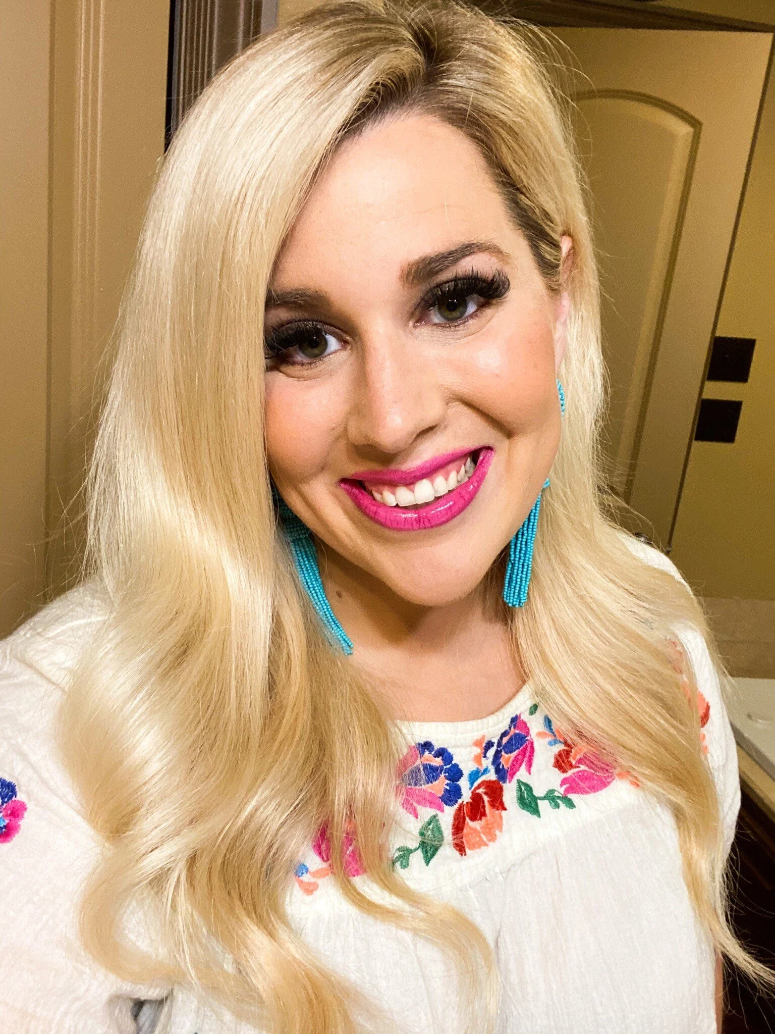 Ashley Robichaud's Instagram, Twitter & Facebook on IDCrawl