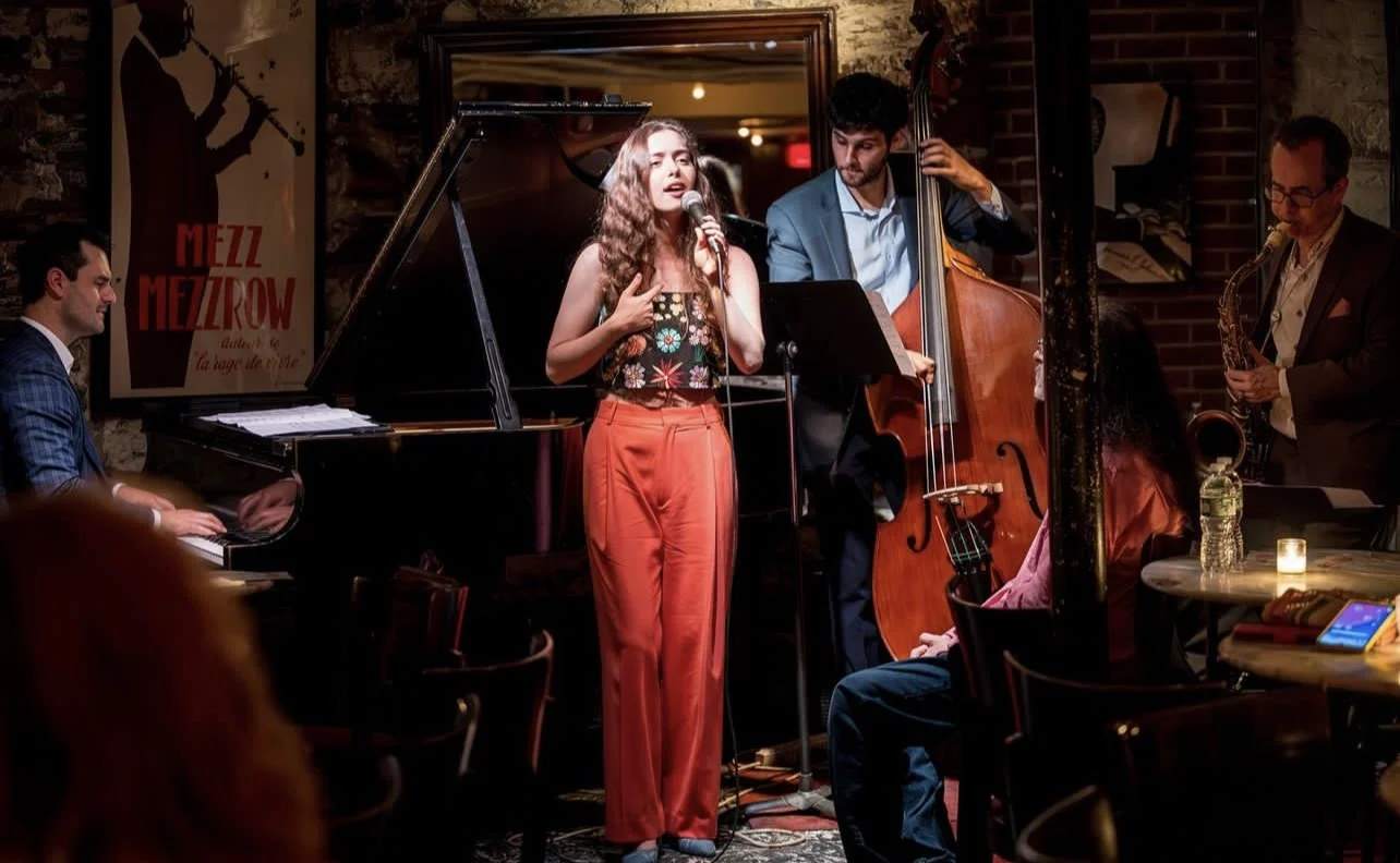 Media — Anaïs Reno