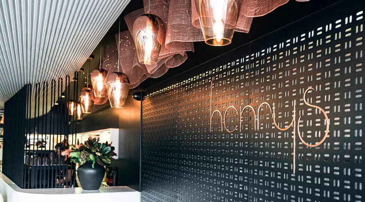 Restaurant Neutral Bay - Bar Neutral Bay - Henrys Neutral Bay