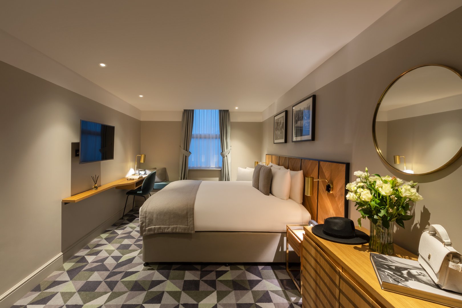 Victory House Leicester Square | Hotel Rooms & Suites in London