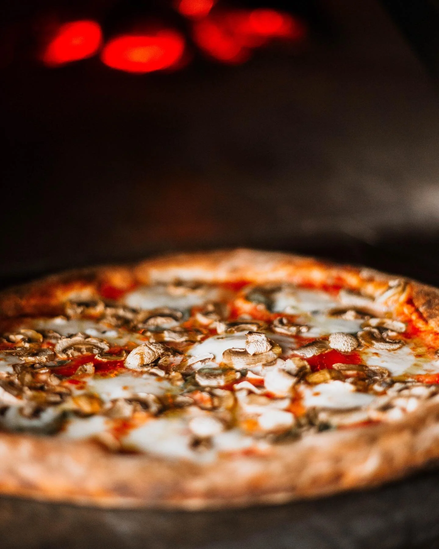 A Mano Pizza + Gelato