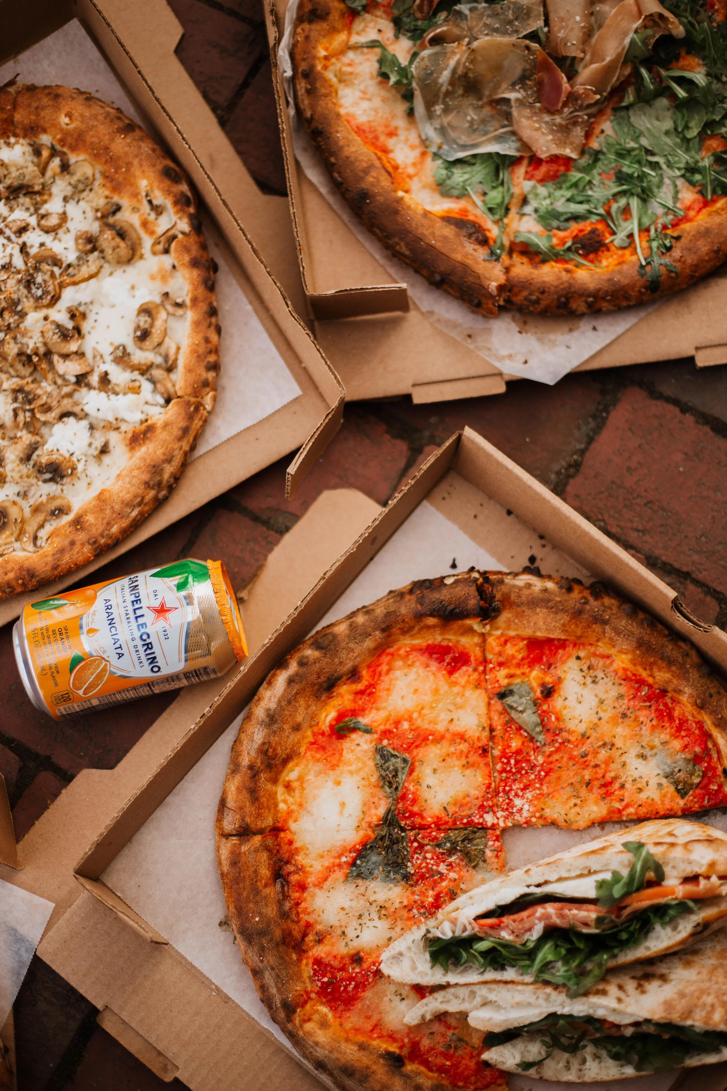 A Mano Pizza + Gelato