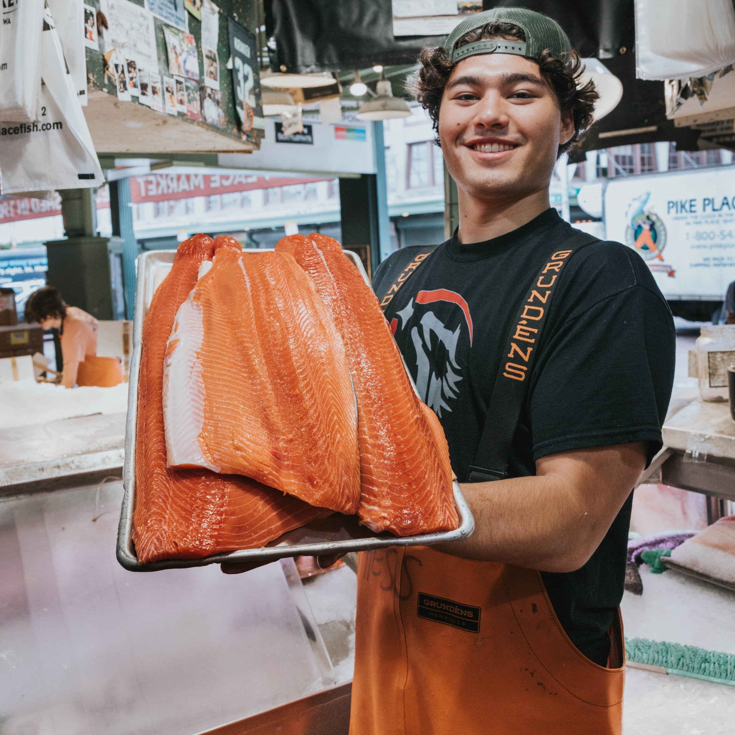 Seattle Fish Market | Fresh Seafood Delivery | Pike Place Fish