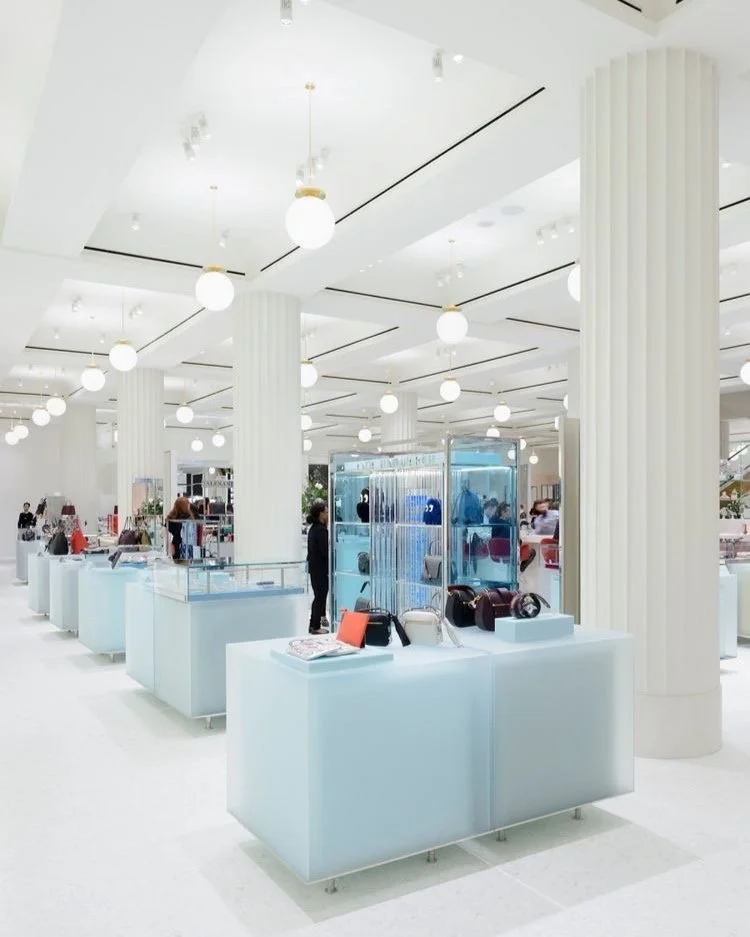 The History of Selfridges: Tracing the Origins and Growth of a British ...