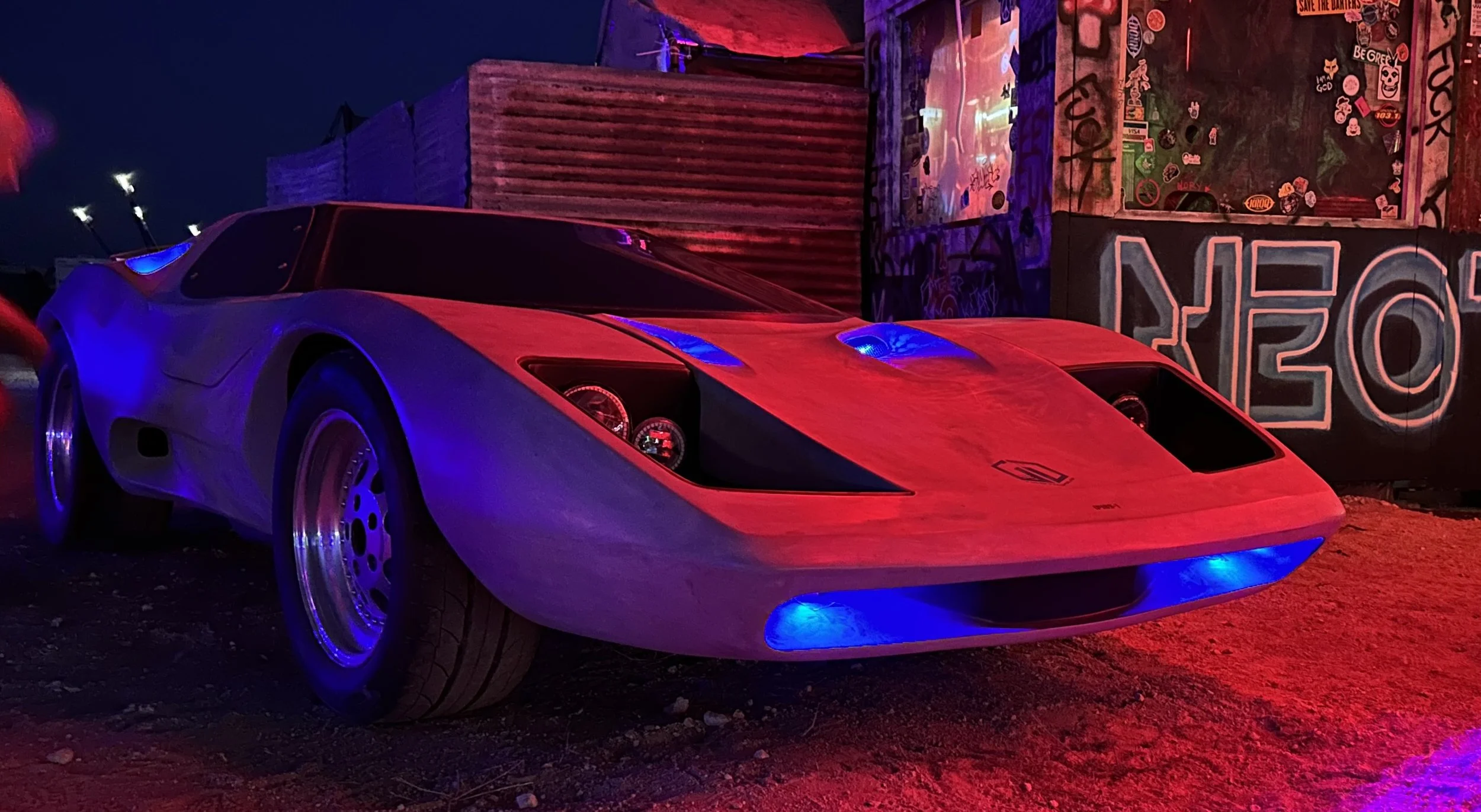 The Theme Zone — NEOTROPOLIS