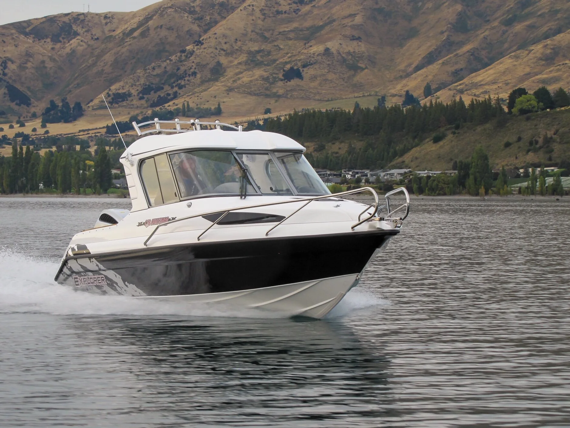 Explorer — Huntsman Boats