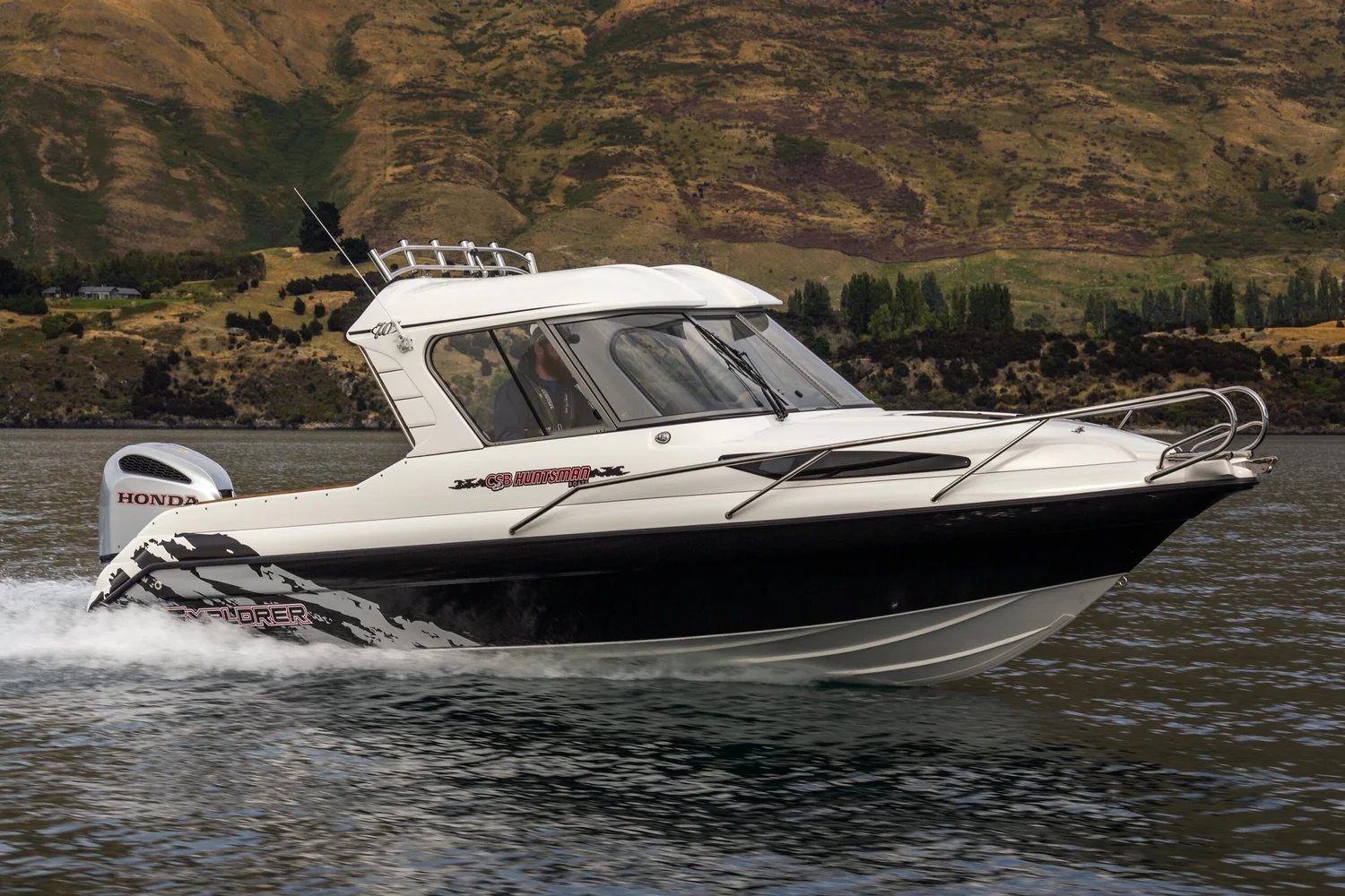 Explorer — Huntsman Boats