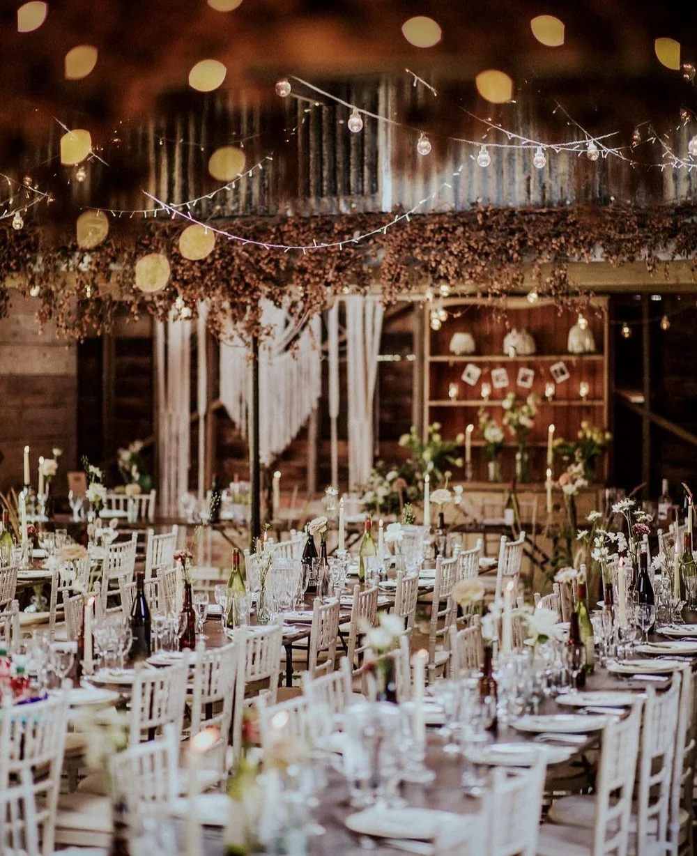 Oak Tree Barn Weddings