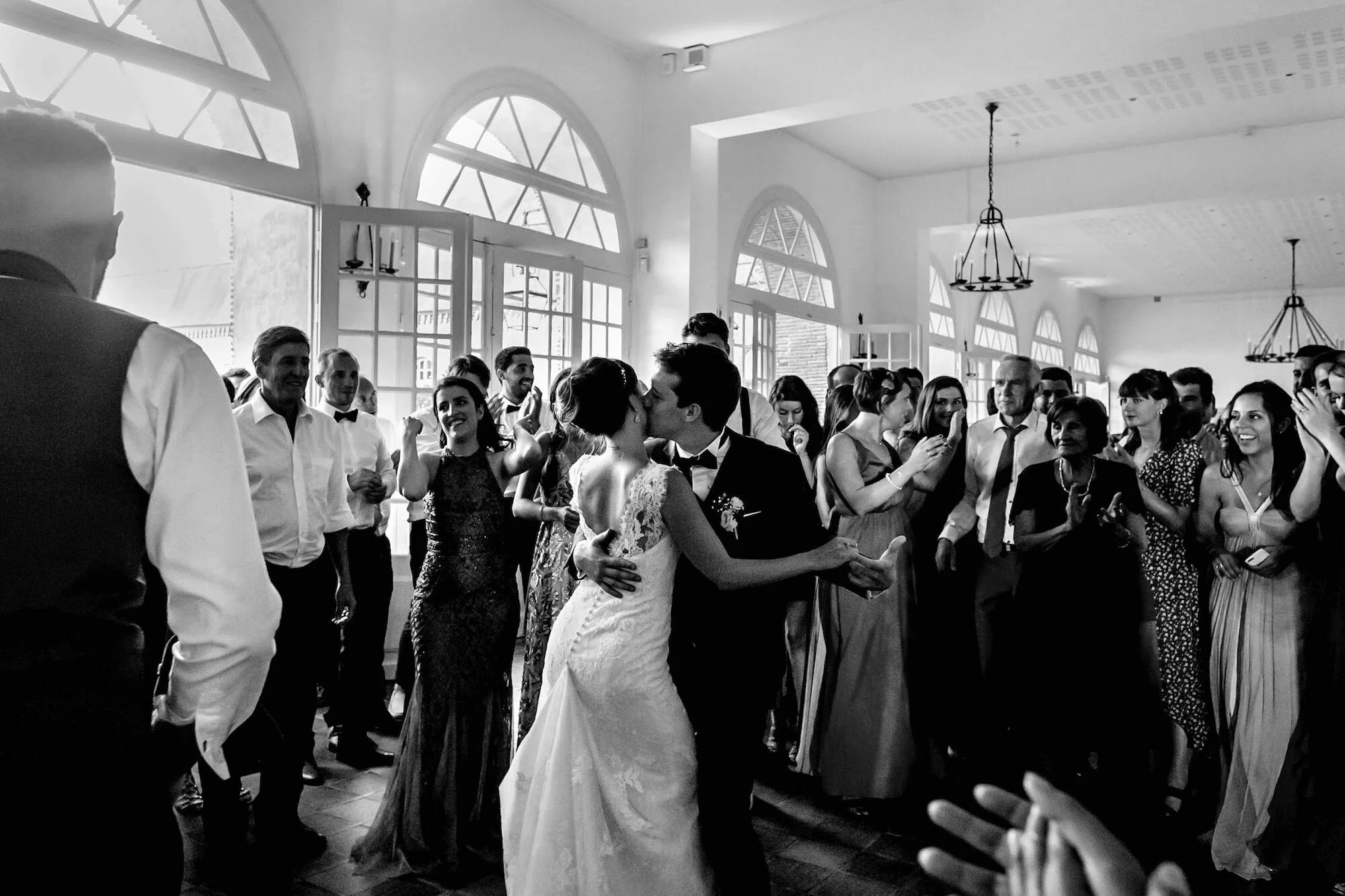 A French-Brazilian Multicultural Wedding | Rubi & Simon — I Do Bilingual