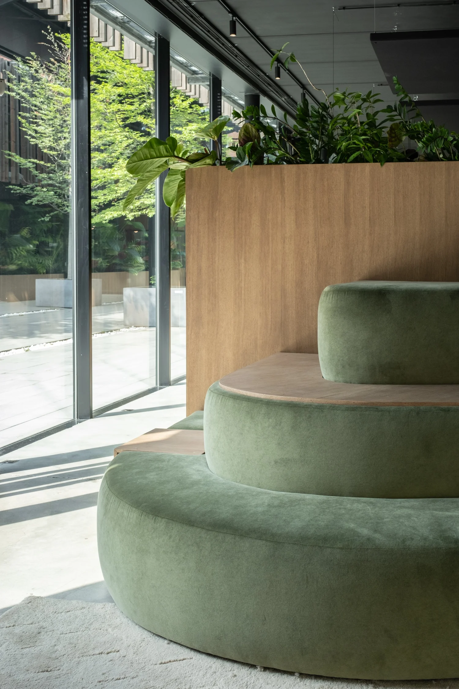OFFICE HYPHEN — LO ARCHITECTUUR