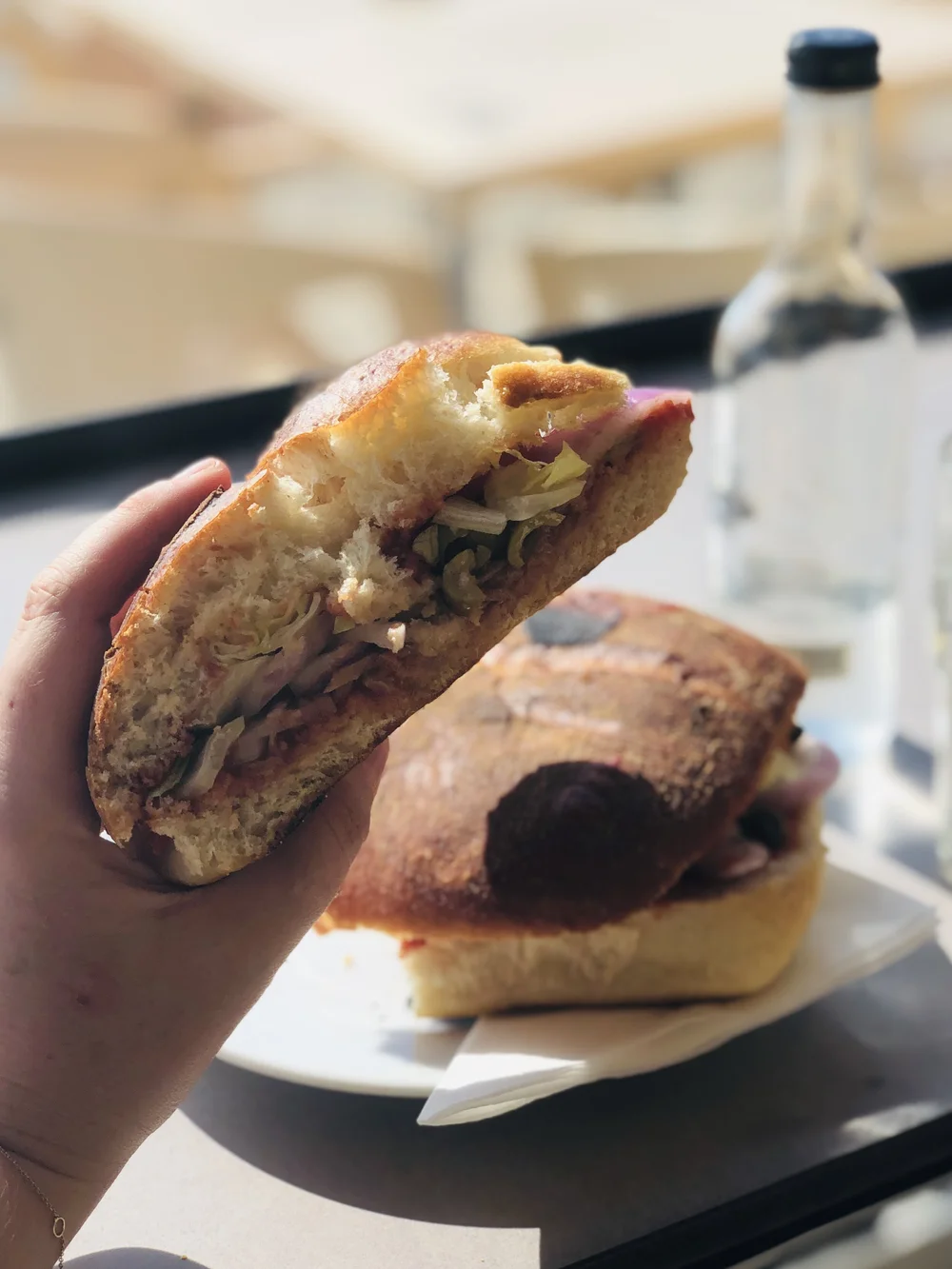 Ftira - tradycyjne maltańskie pieczywo — U Tenen