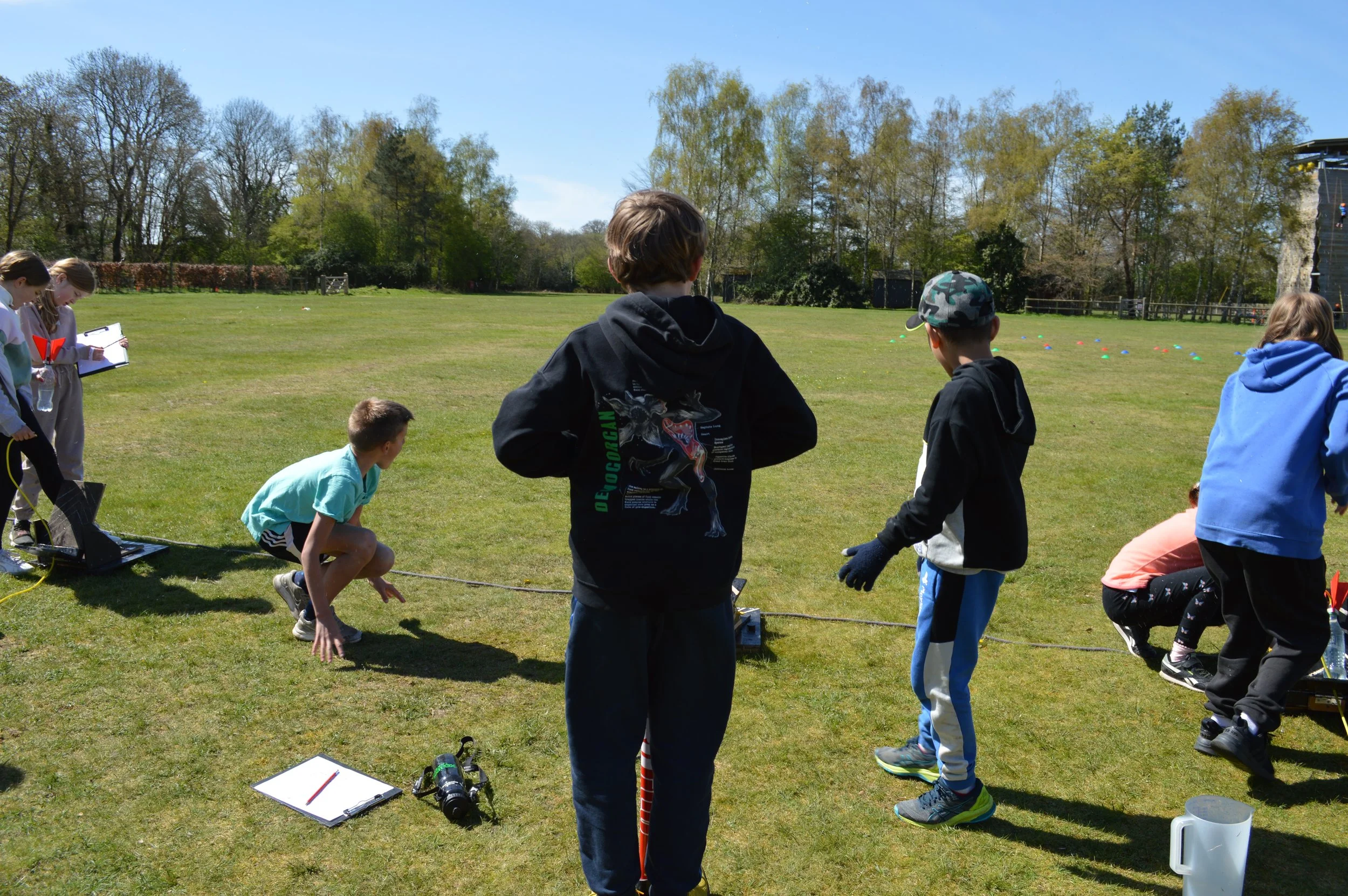 Another Fine Day at Tile Barn — Harnham Junior School