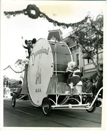 Holiday Time at Disneyland - Wonderful World of Color (1962) — The ...