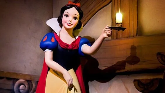 The Many Phases of Snow White's Scary Adventures — The Disney Classics