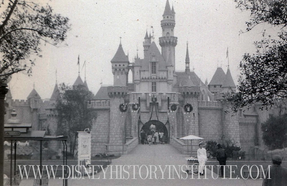 The First Disneyland Christmas - December 1955 — The Disney Classics