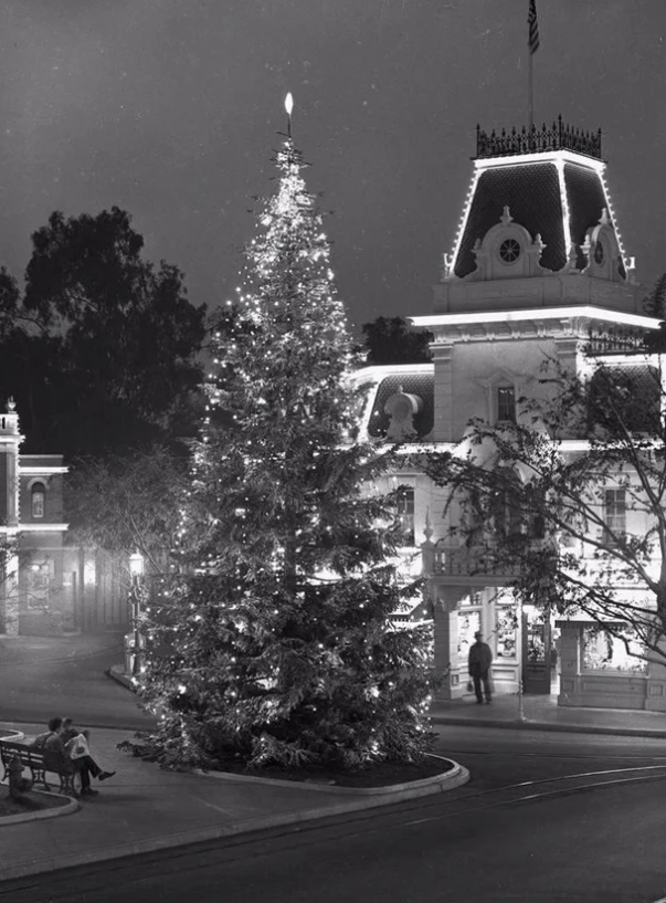 The First Disneyland Christmas - December 1955 — The Disney Classics