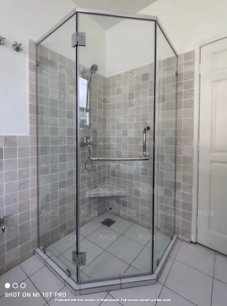 Corner Entry Shower Screens — Master Home Concept