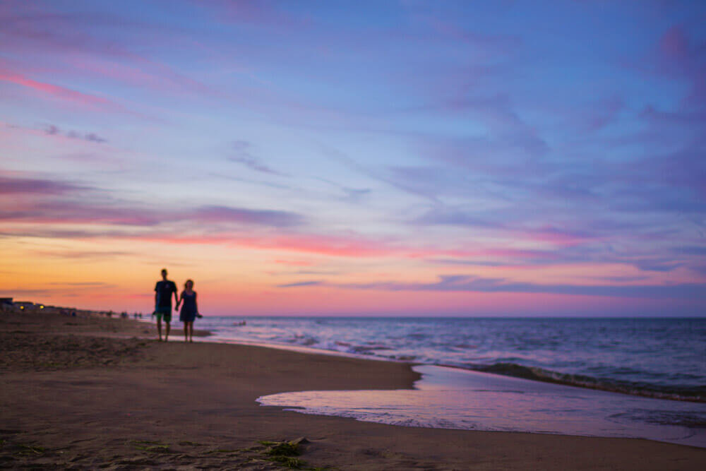 How to Elope in Virginia Beach: A Guide to Packages, Locations, and More