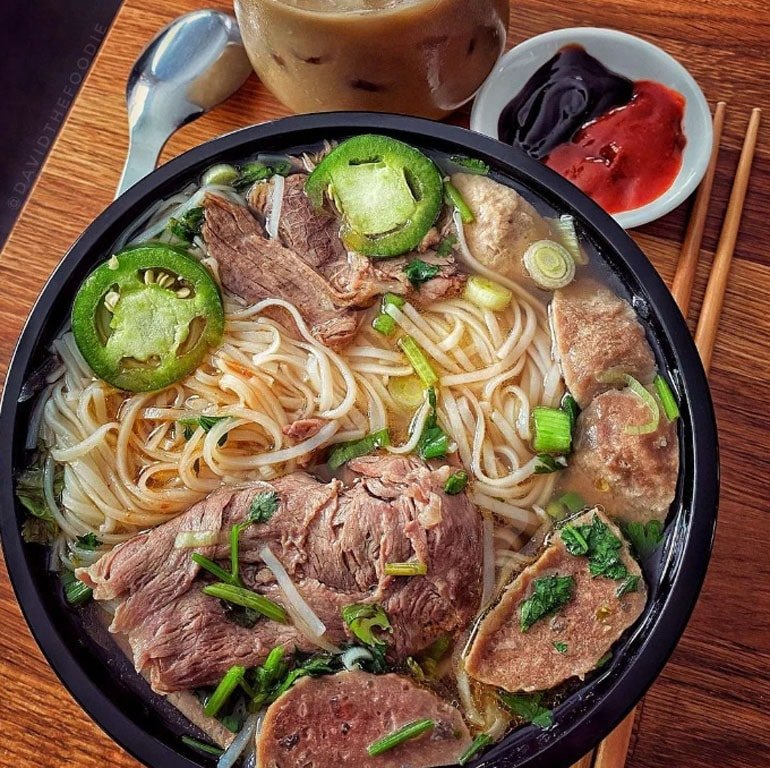 Delicious Homemade Pho Noodle Recipe for Authentic Vietnamese Flavor