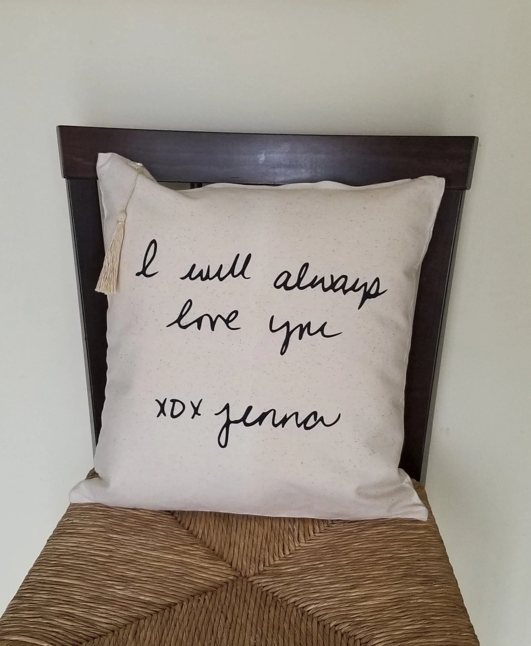Pillow with custom handwritten message from loved ones. — Memorable ...