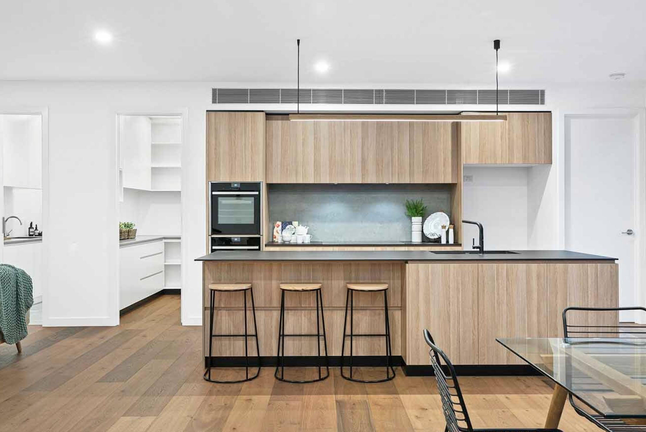 Kitchen Cabinetry & Colours