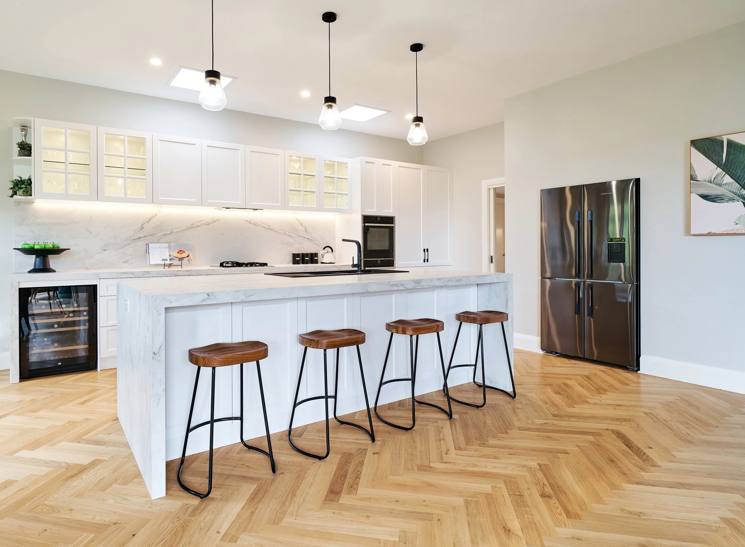 Contemporary Kitchen in Brighton — Wood Wizards Kitchens