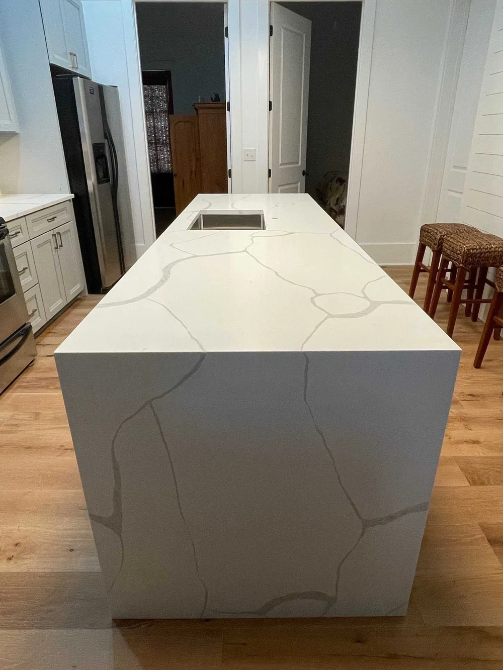 Choosing the Right Countertop Edge Profile | Precision Granite & Marble ...