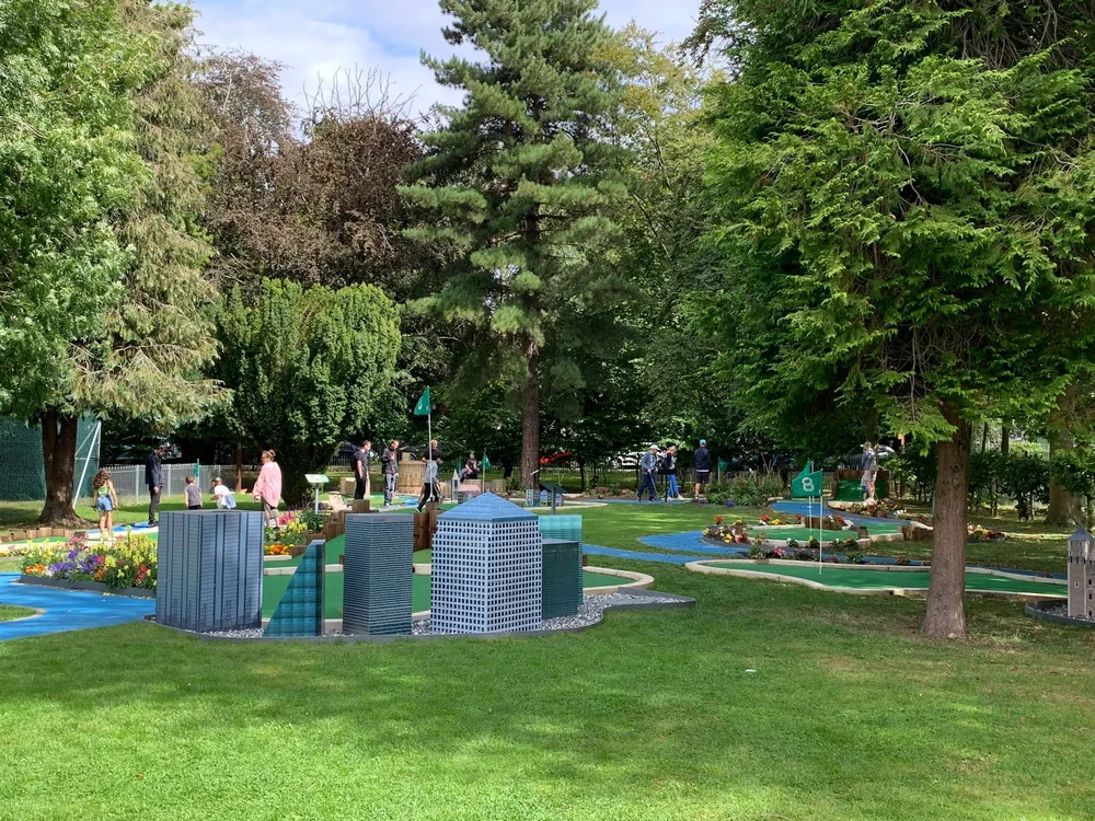 Staines Riverside Café — The Little Green Boat Company