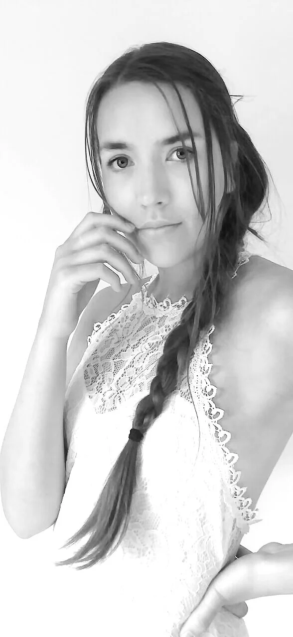 'modus operandi.....' — LauraAnne Photography