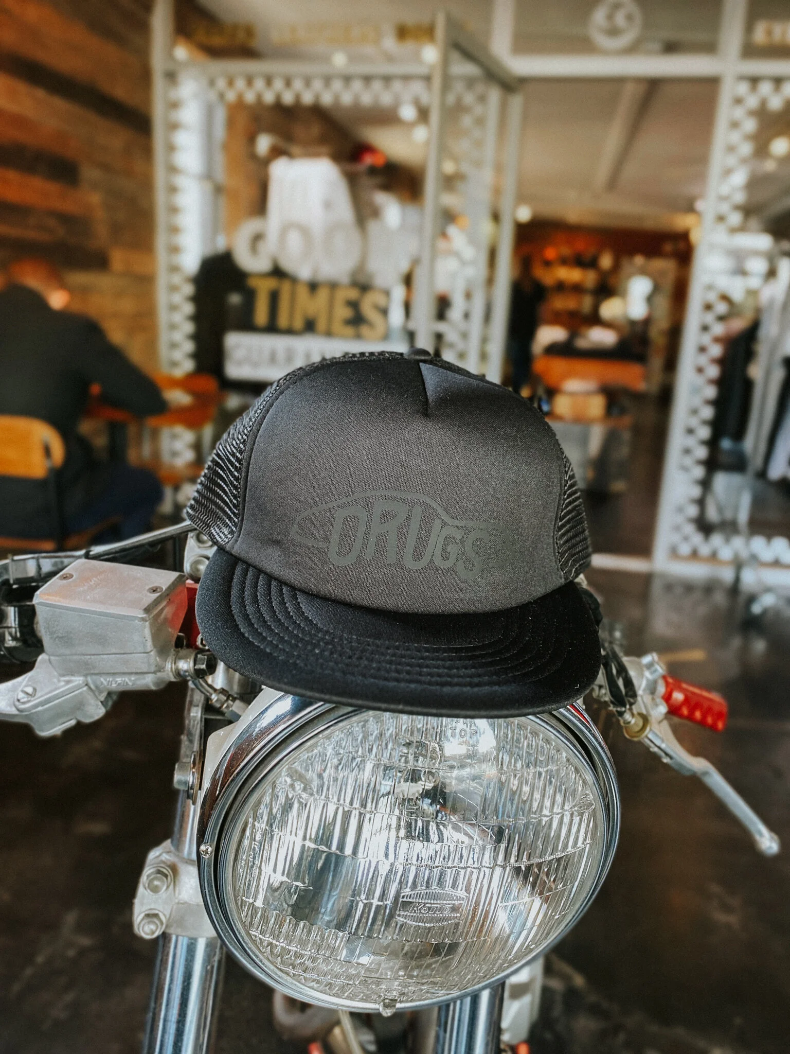 PARAPHERNALIA — KeyLow